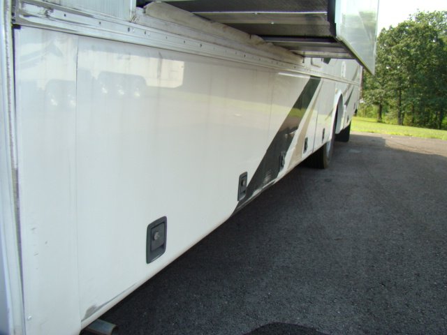 Salvage RV Parts 2007 FOUR WINDS FUN MOVER 34C 36FT 2-SLIDE TOY HAULER ...