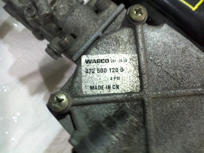 Salvage RV Parts Used Wabco Meritor ABS Valve Pack p/n 4725001200 Used ...